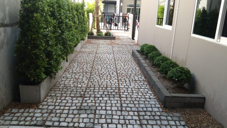 Narrow Spaces Pathway Paving Ideas – Engindaily