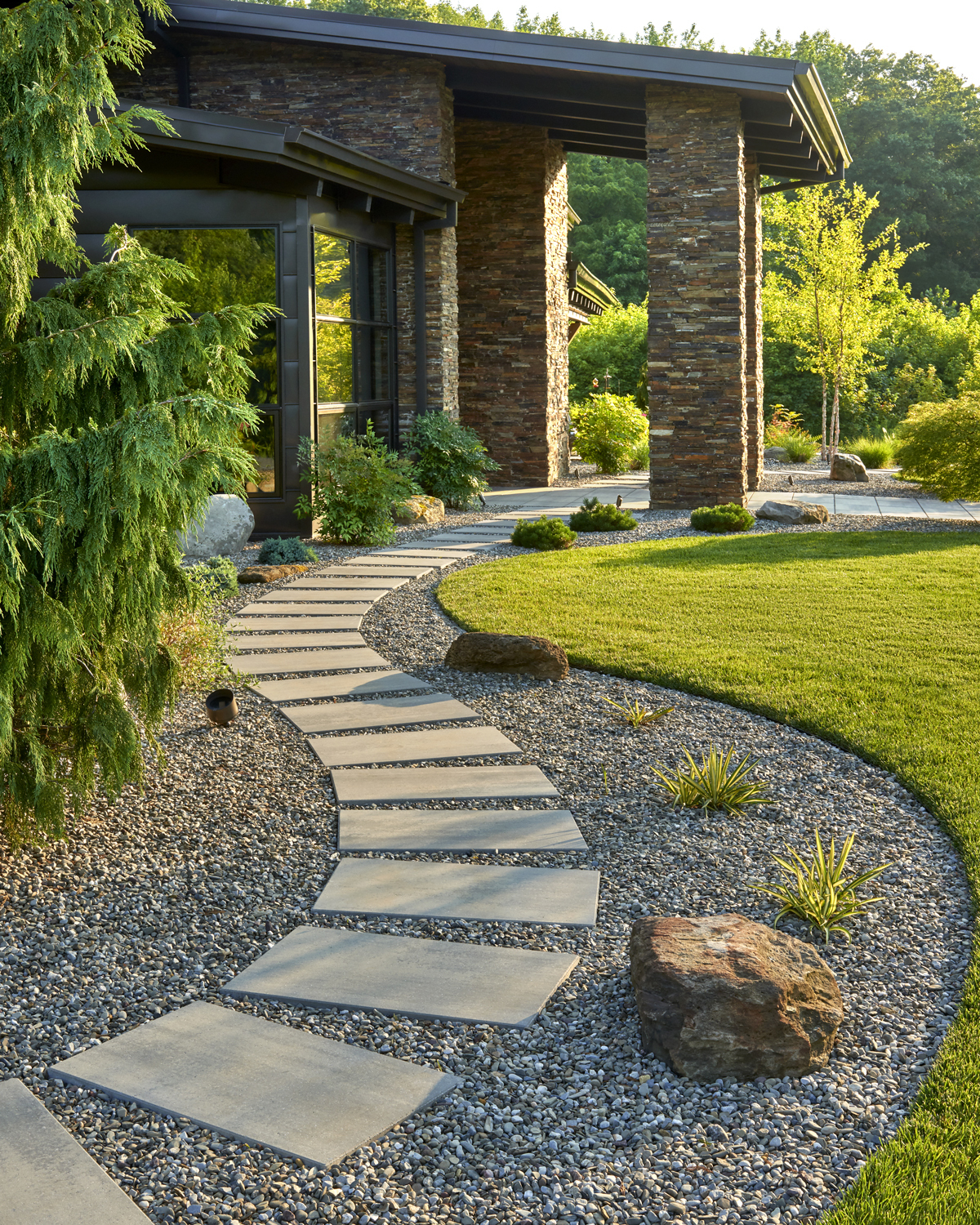 Outdoor Pathway Designs to Stay on the Right Path – Engindaily